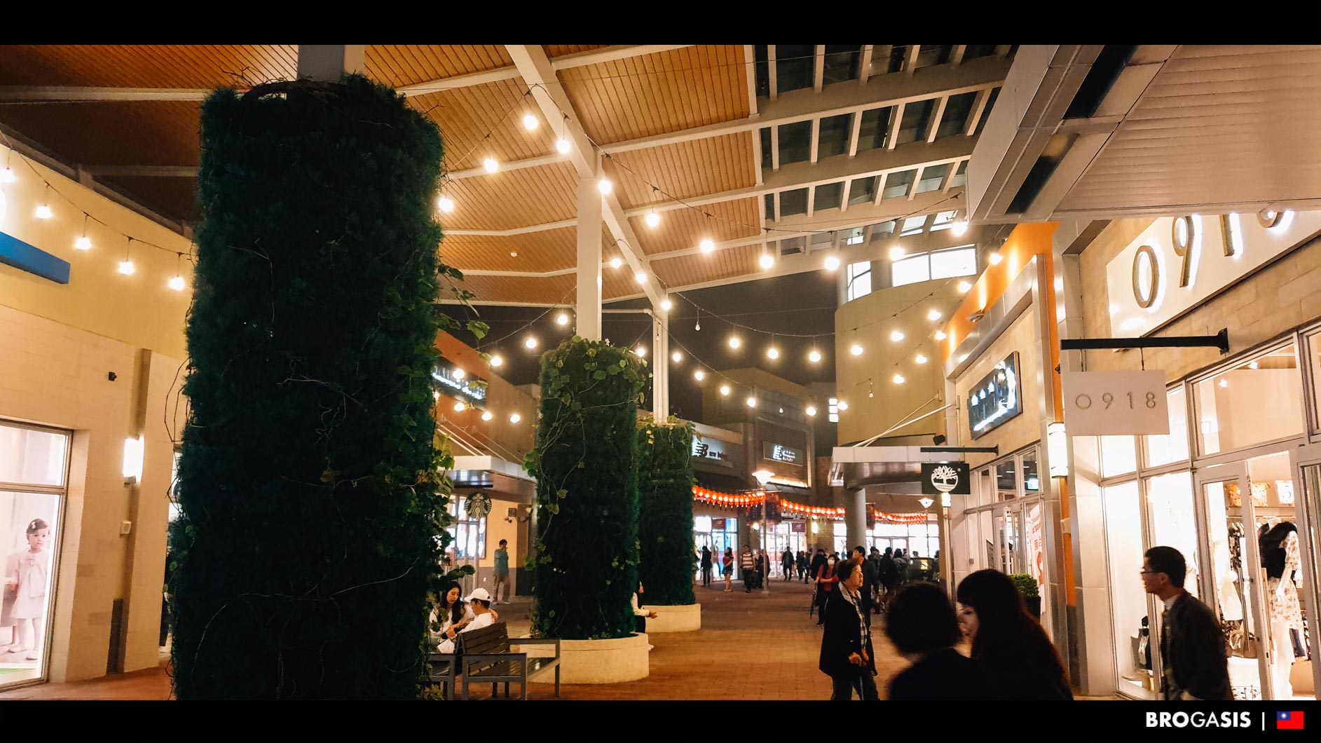 Gloria Outlets กลอเรีย เอาท์เล็ท ช้อปก่อนกลับใกล้สนามบินเถาหยวน ไต้หวัน ...