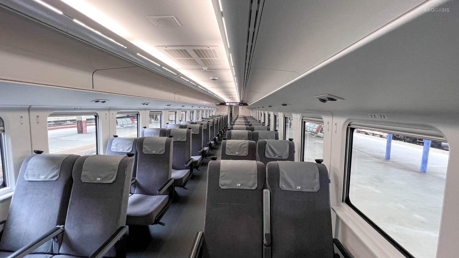 TRA EMU 3000 台鐵 รถไฟไต้หวัน รุ่นใหม่ เปิดให้บริการวันแรก - BROGASIS